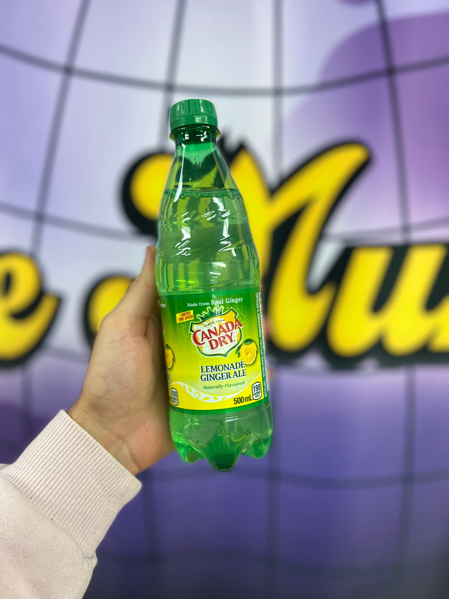 Canada Dry lemonade “Canada” – RareMunchiez